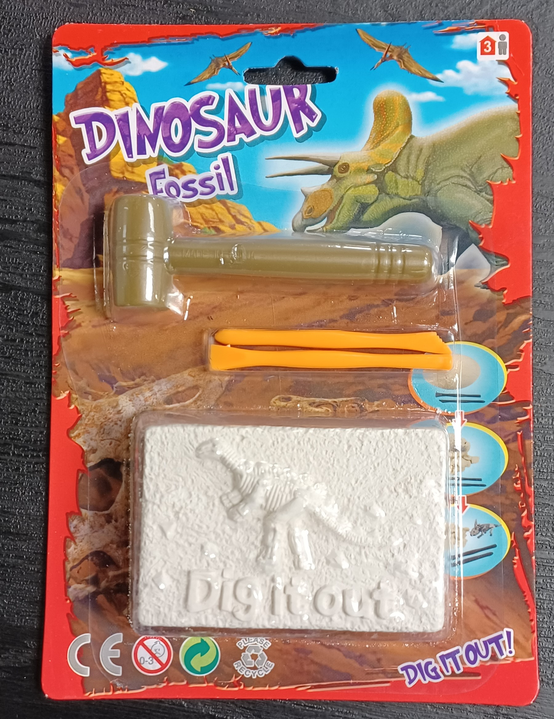 Dinosaur Fossil – Dig It Out! (9666) – Canadian Fossil Discovery Centre